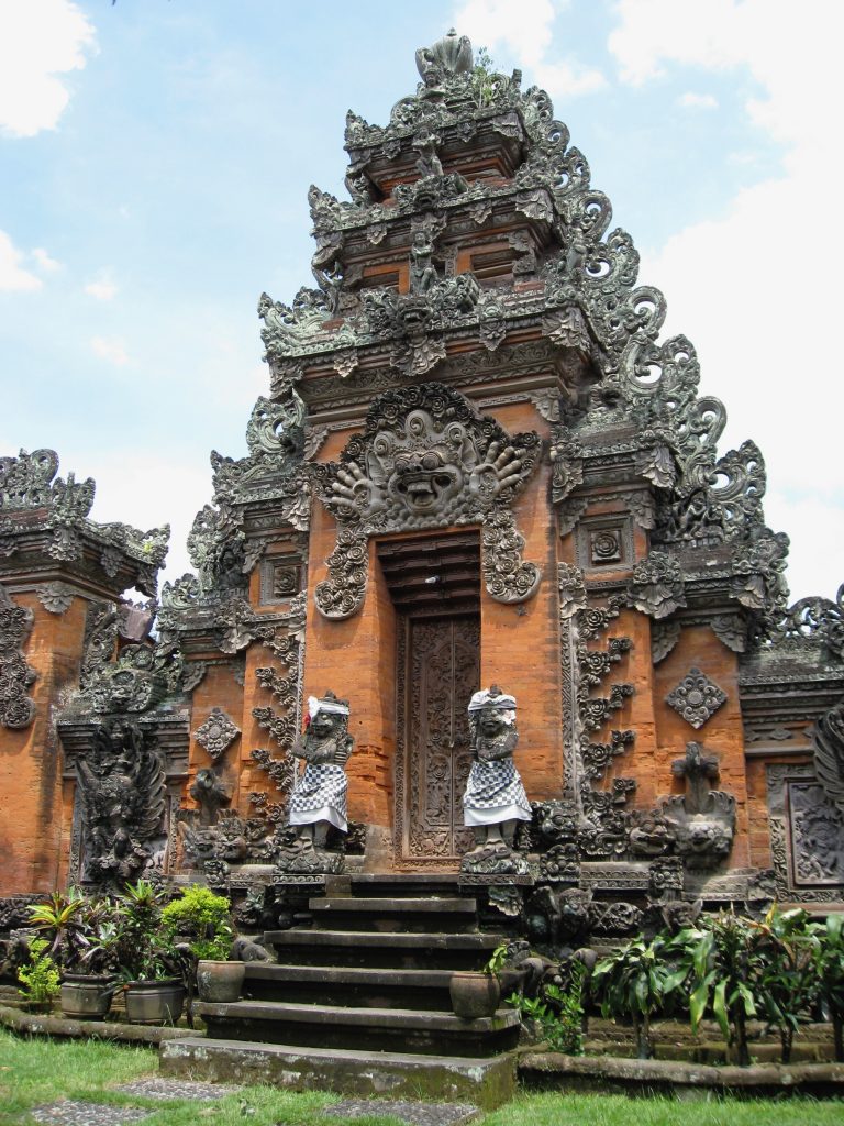 Guide to Bali, Indonesia, including the main attractions