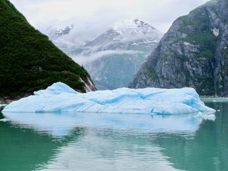 Photos of a Tracy Arm fjord cruise