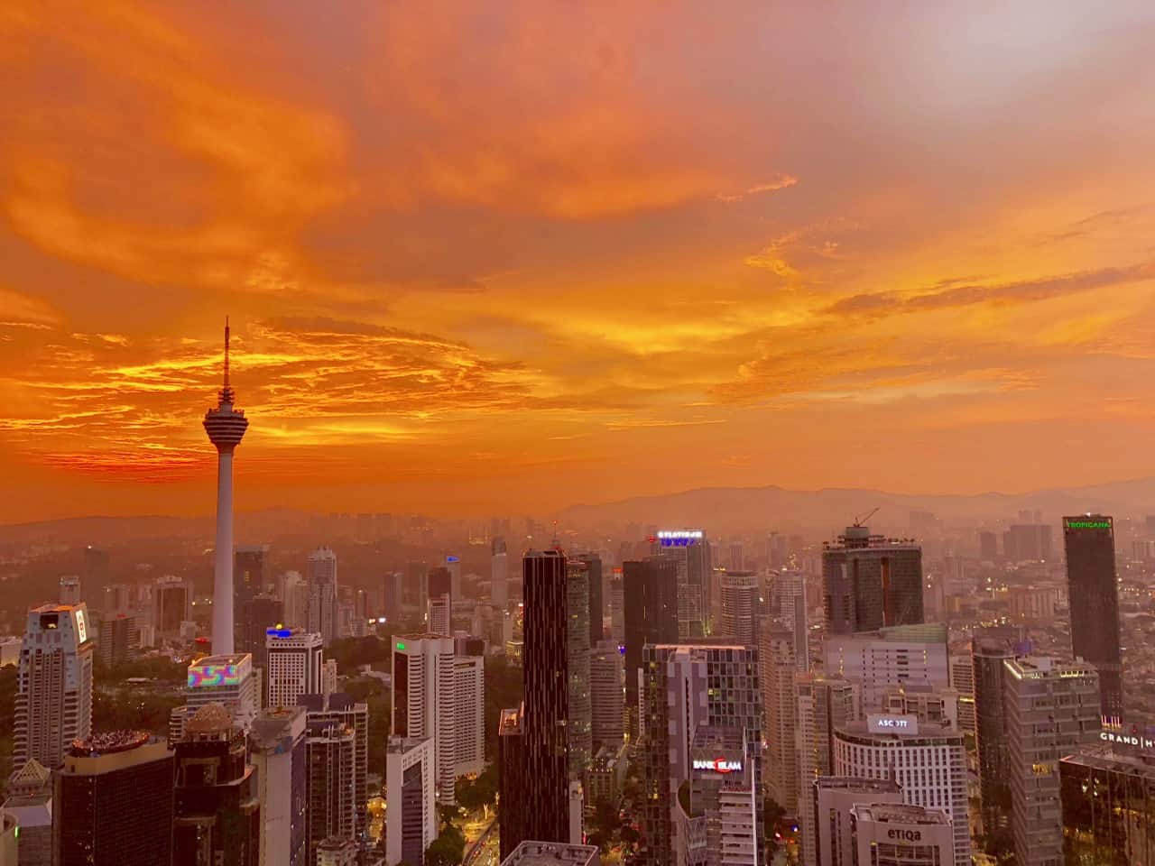 Panoramic views of the Kuala Lumpur skyline at sunset | Velvet Escape