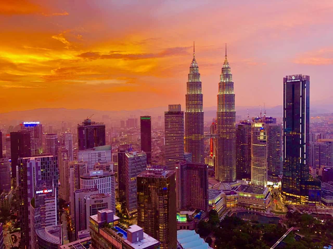 Panoramic views of the Kuala Lumpur skyline at sunset | Velvet Escape