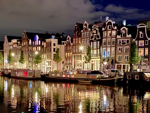 Amsterdam evening walk in photos | Velvet Escape