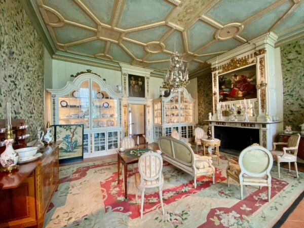 The best castles in The Netherlands to visit | Velvet Escape