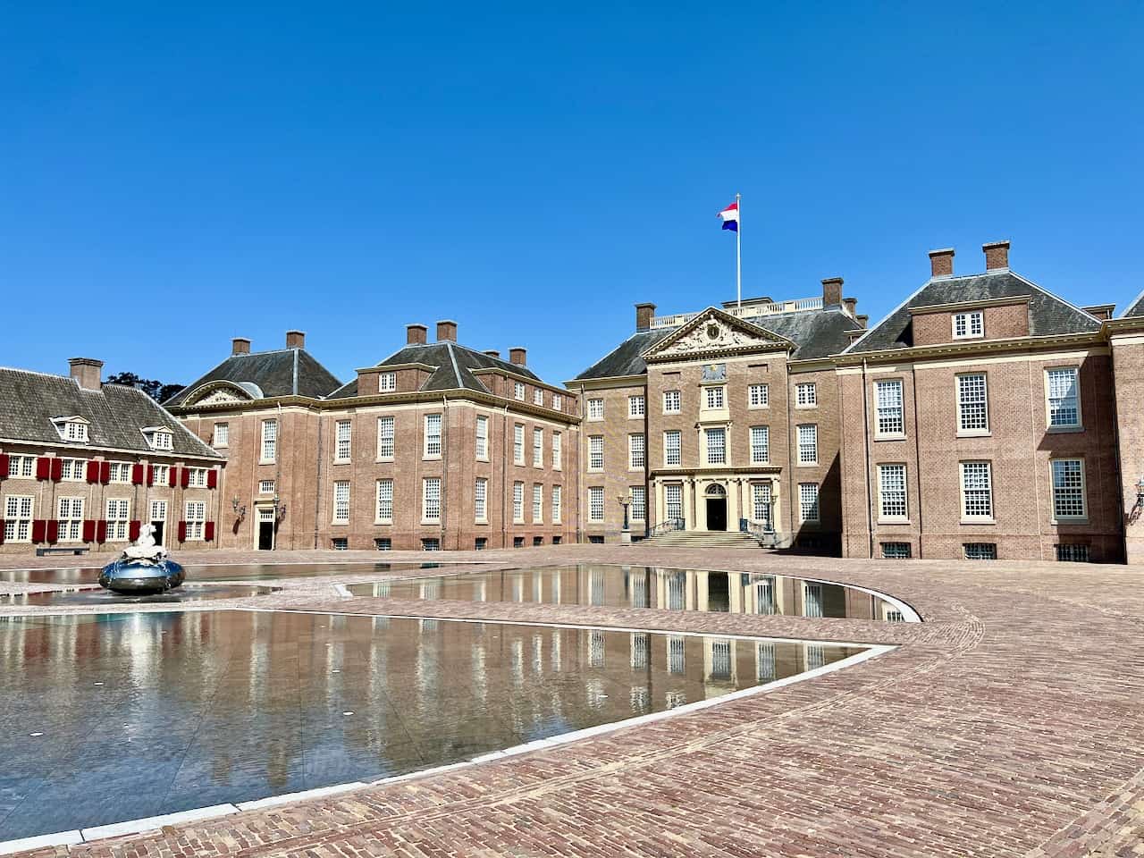 A visit to Het Loo Palace | Velvet Escape