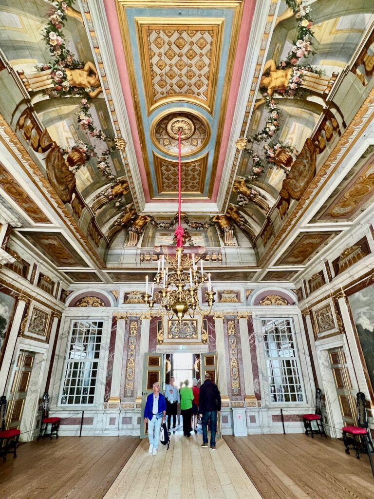 A visit to Het Loo Palace | Velvet Escape